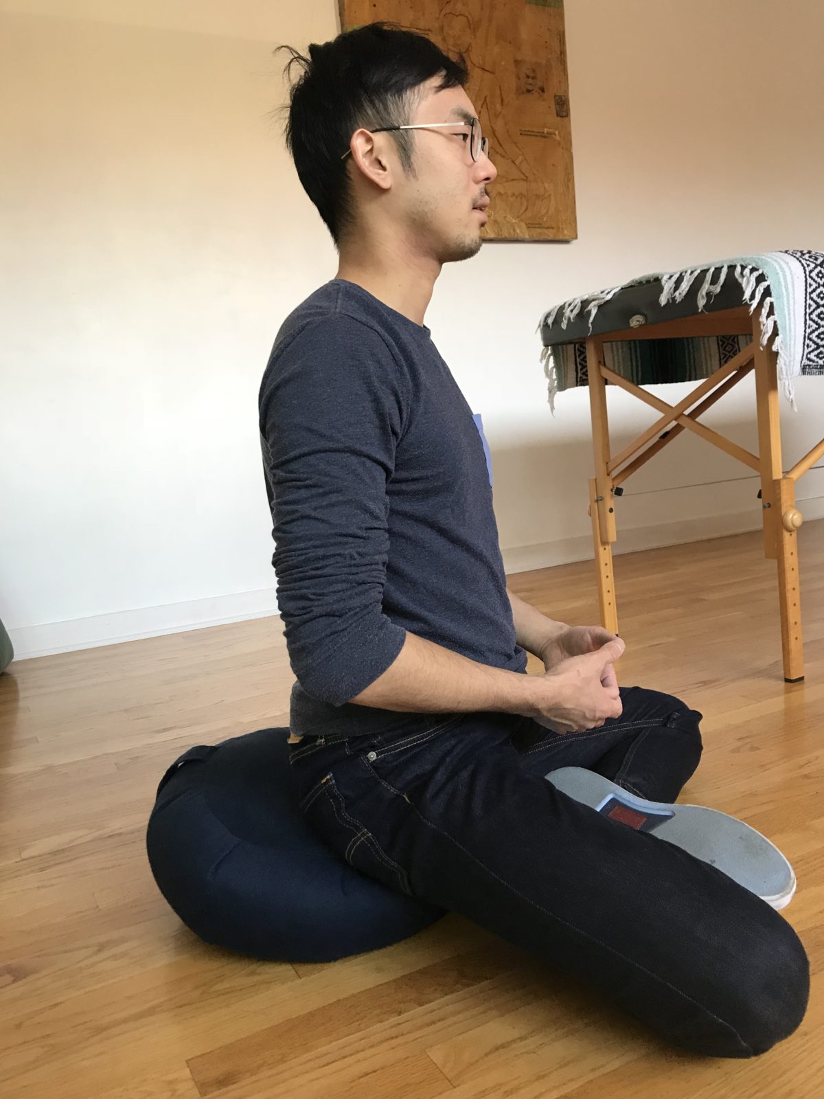Meditation Posture for Focus, Clarity, & Calm – Alexander Technique OC